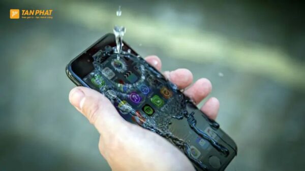 Chống nước IP68 là gì? IP68 chống nước bao lâu - Tân Phát